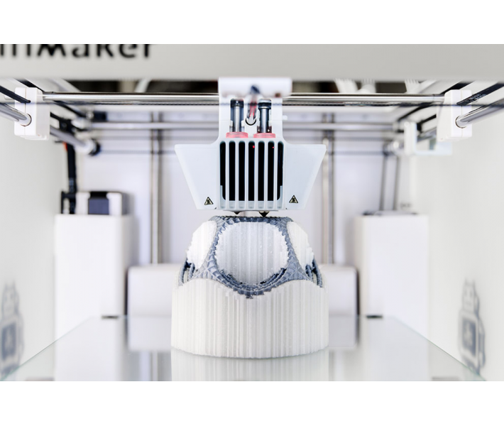 UltiMaker 3 Extended 3D printer: quality at an affordable price