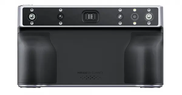 Revopoint Miraco Plus Photogrammetric 3D scanner